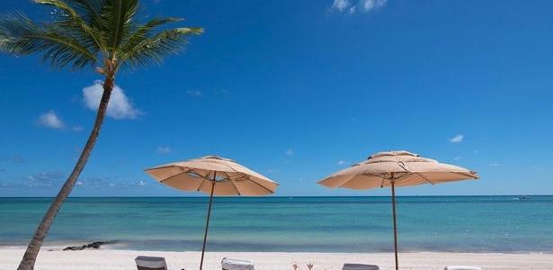 Fotos: Michel Teló e Thais estão em resort com diárias de até R$ 10.800 ...