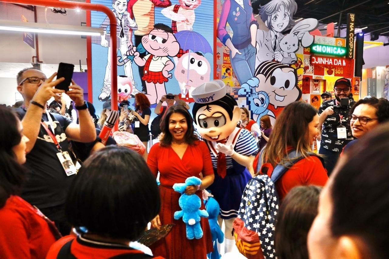 CCXP 2019: Cosplayers promovem 'Monicaço' com a presença da Mônica ...