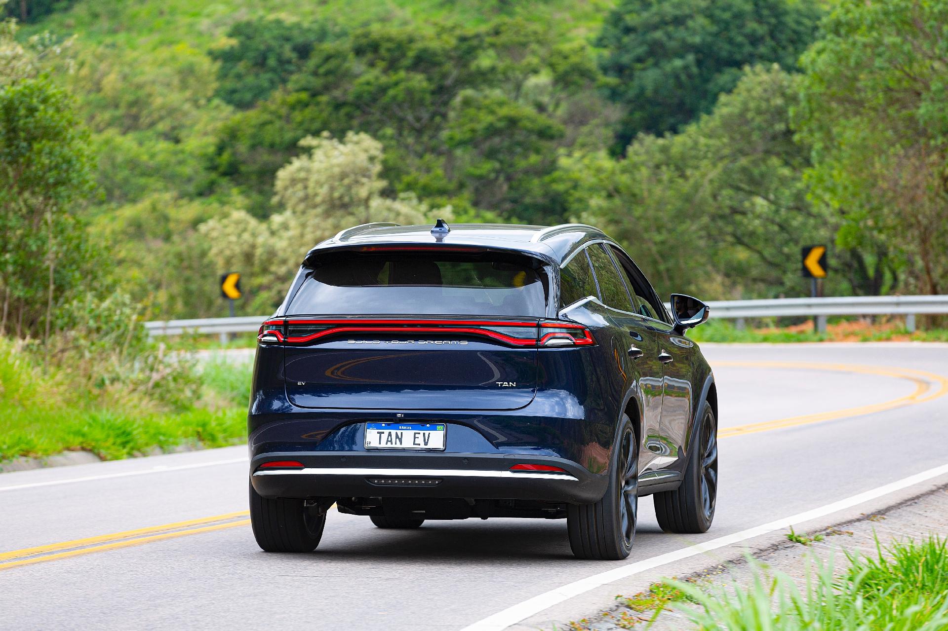 BYD Tan: SUV elétrico de 7 lugares tem preço definido no Brasil ...