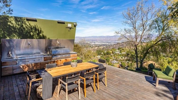 Pharrell Williams dá desconto de mais de R$ 11 milhões em mansão