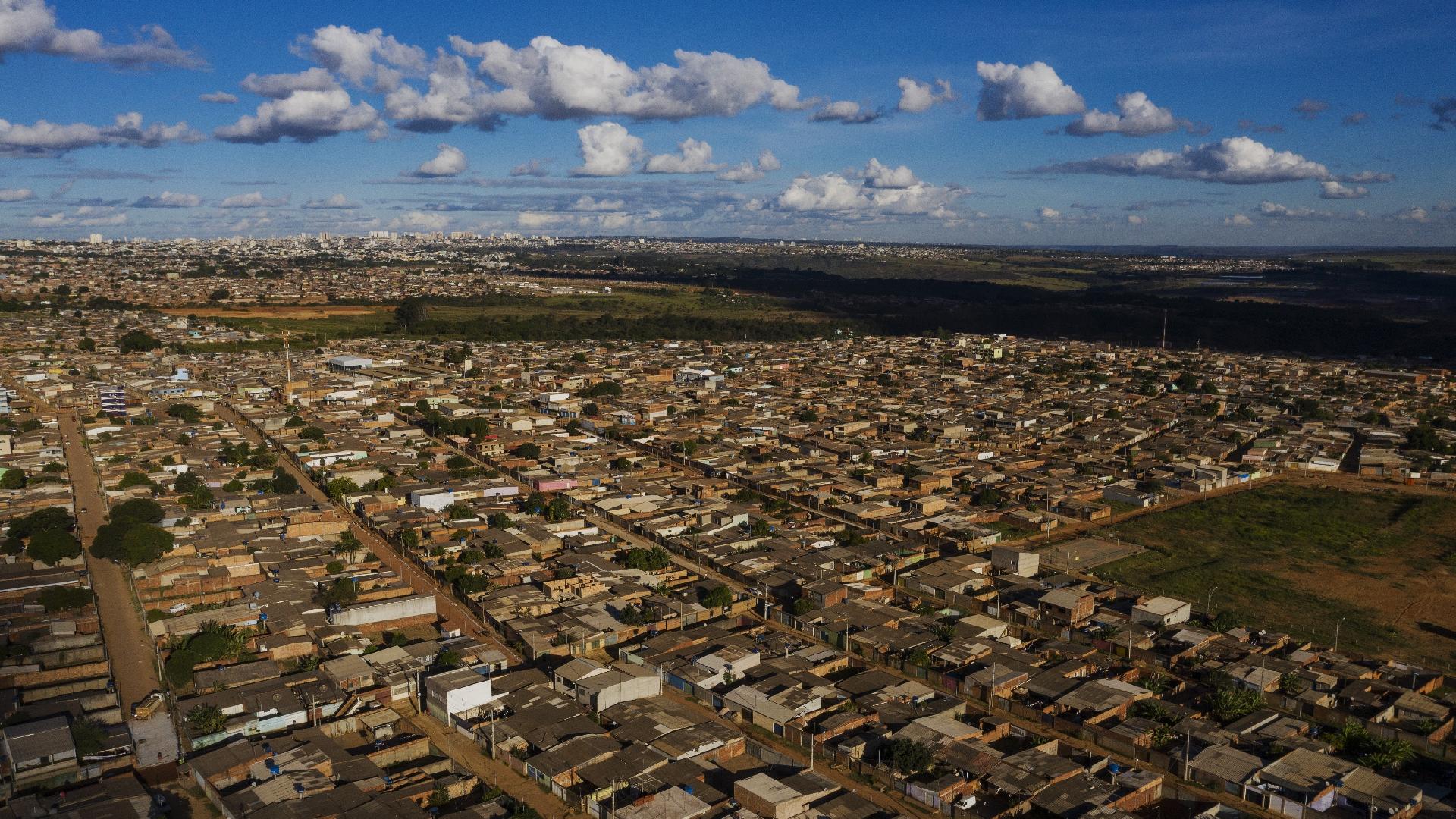 Maiores favelas do Brasil se organizam contra Covid-19: "aqui temos gestão"
