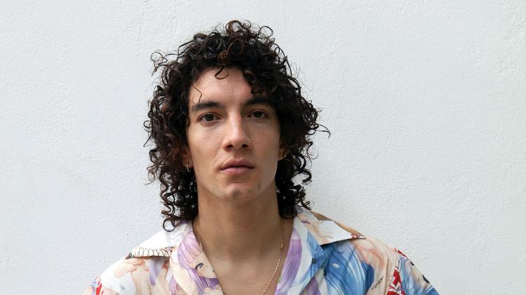 'Elite': Jorge López aprende português ouvindo pagode para nova série