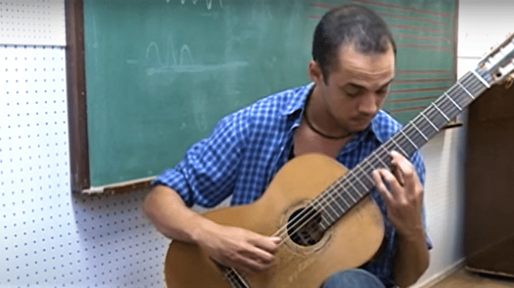 'Perdi minha juventude': como incêndio na boate Kiss afetou ...