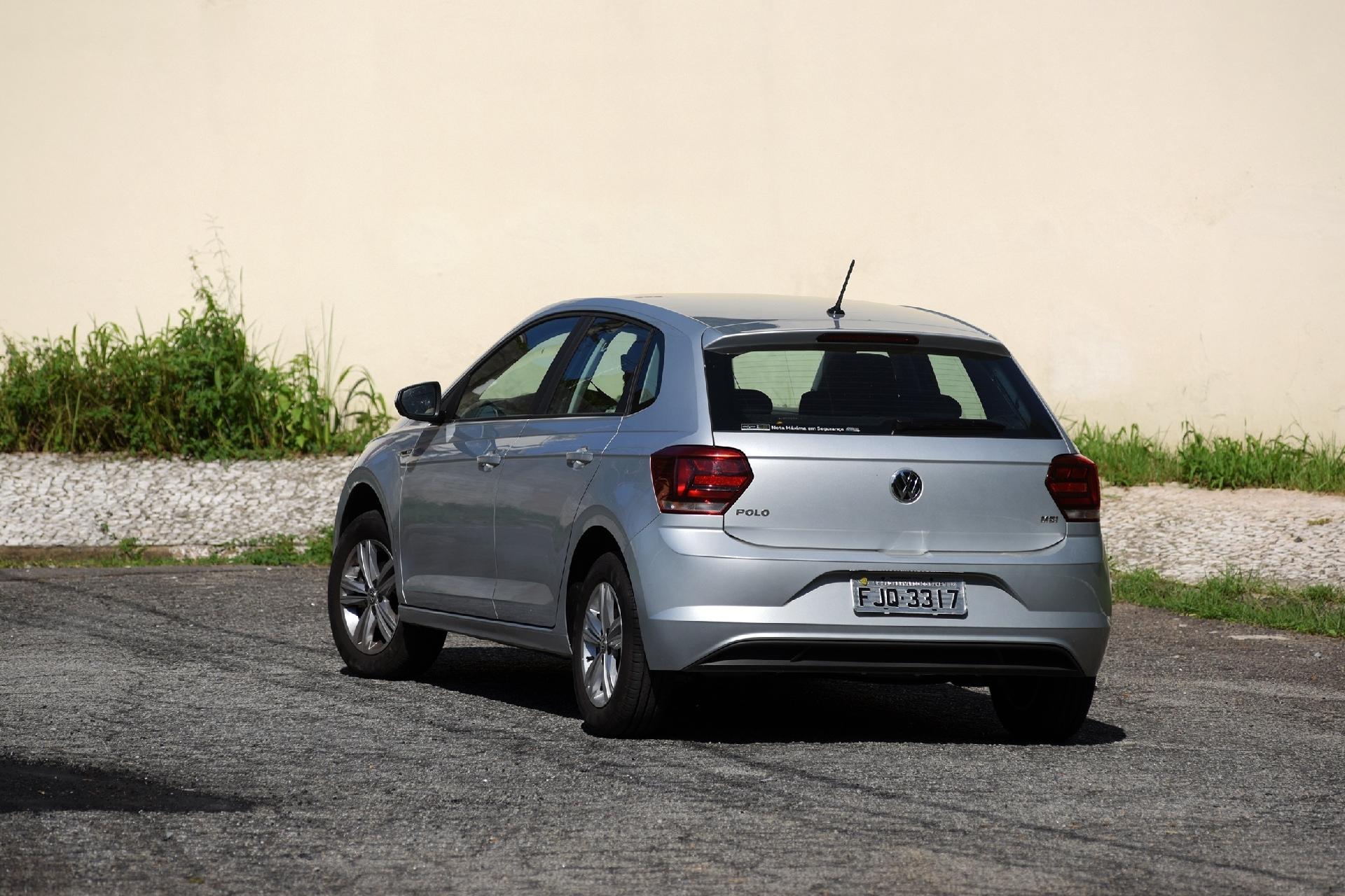 Volkswagen Polo 1.6 contra Polo 1.0 turbo: qual é a melhor compra?