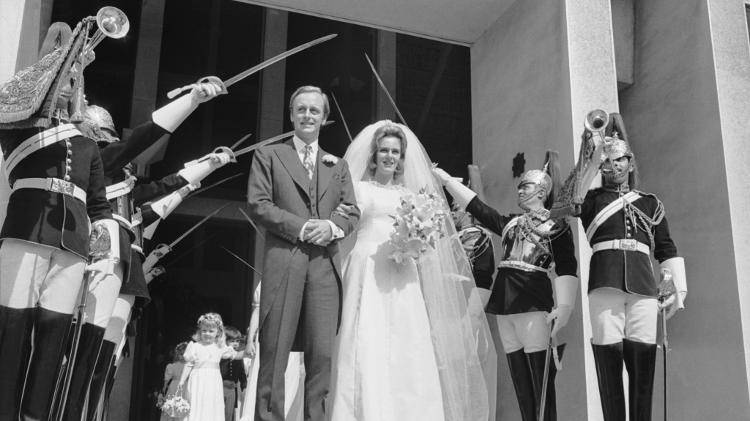 Rainha consorte abençoada por Elizabeth: o papel de Camilla na realeza