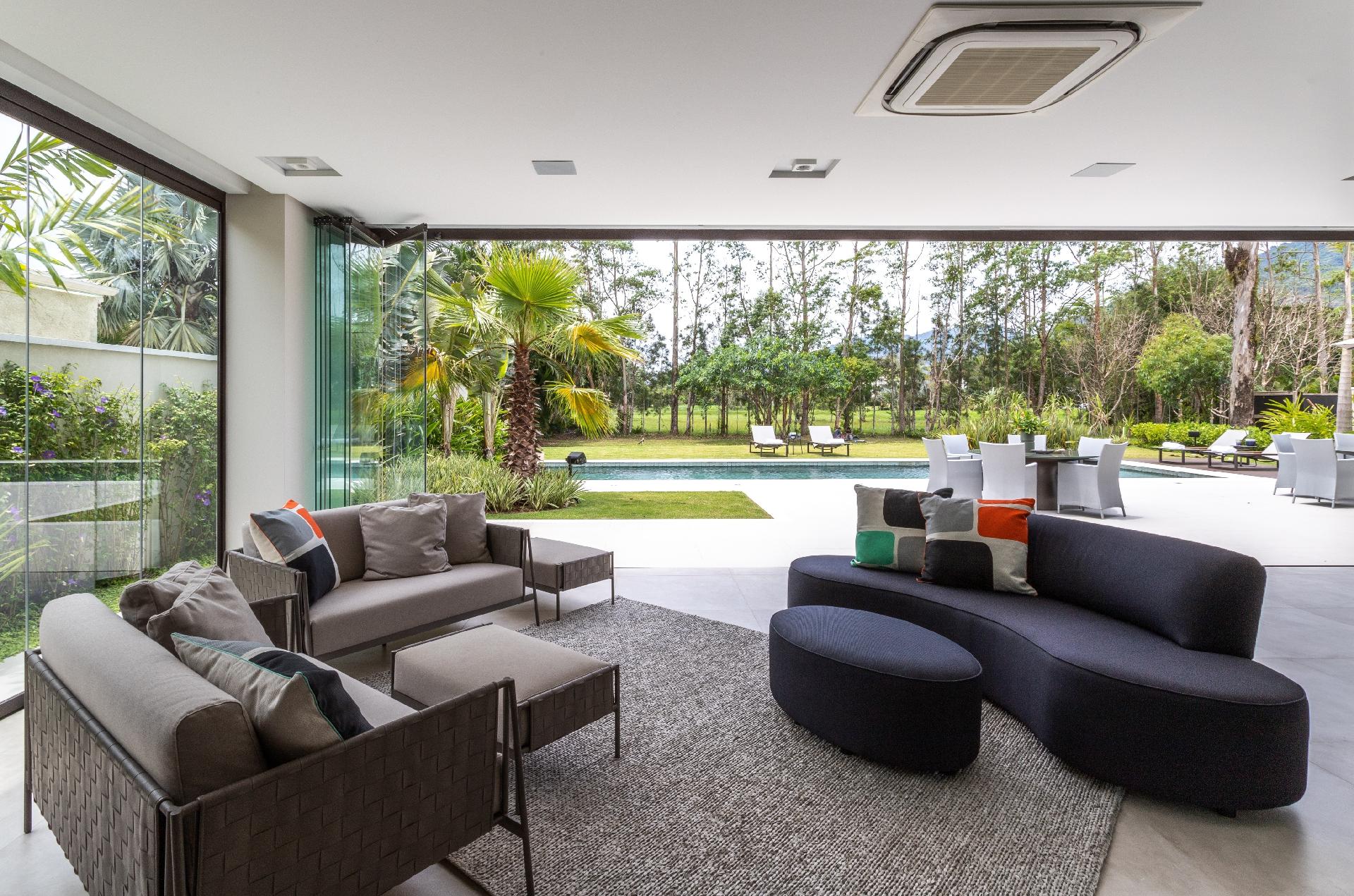 Móveis para a área externa: quais são os materiais e modelos indicados ...