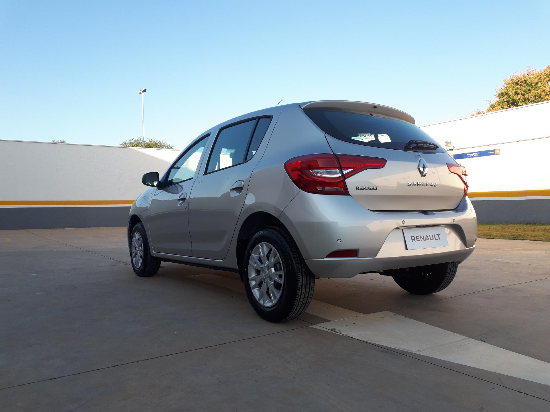 Veja como é o Renault Sandero Zen 1.0 2020 Veja como é o Renault Sandero Zen 1.0 2020