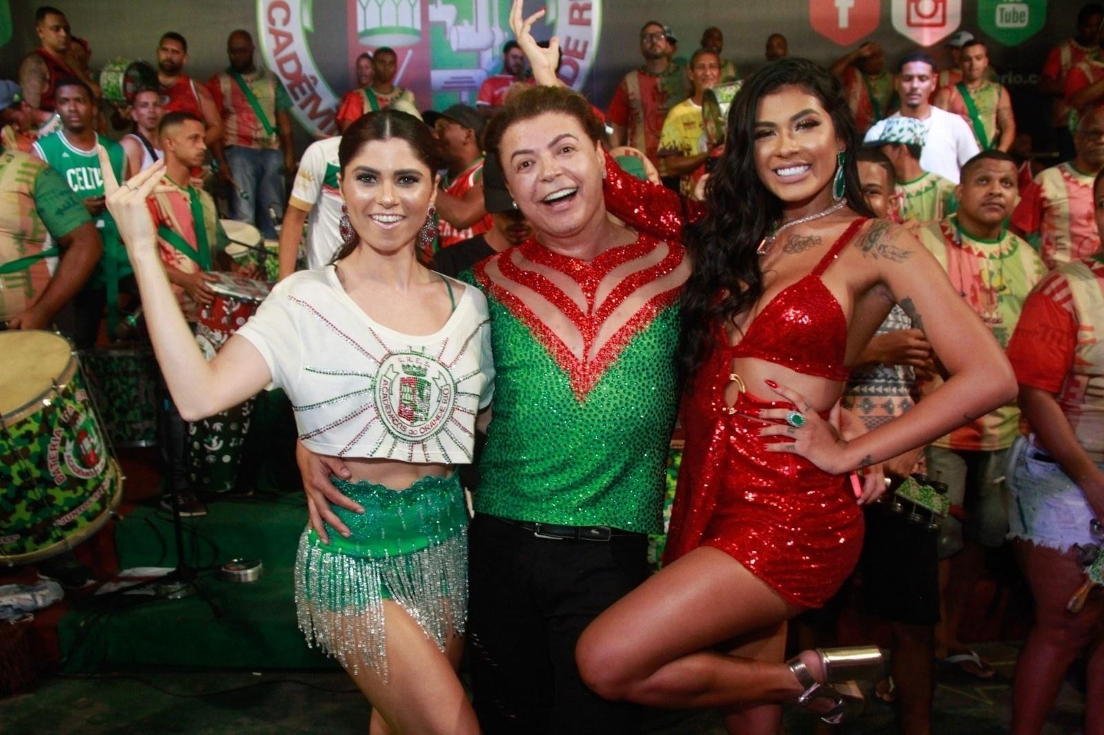 Fotos: Famosos vão a ensaio na quadra da Grande Rio - 22/01/2020 - UOL ...