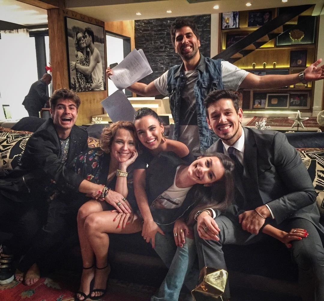 Após 10 anos, Cristina Mullins volta à Globo em "Rock Story": "Um ...