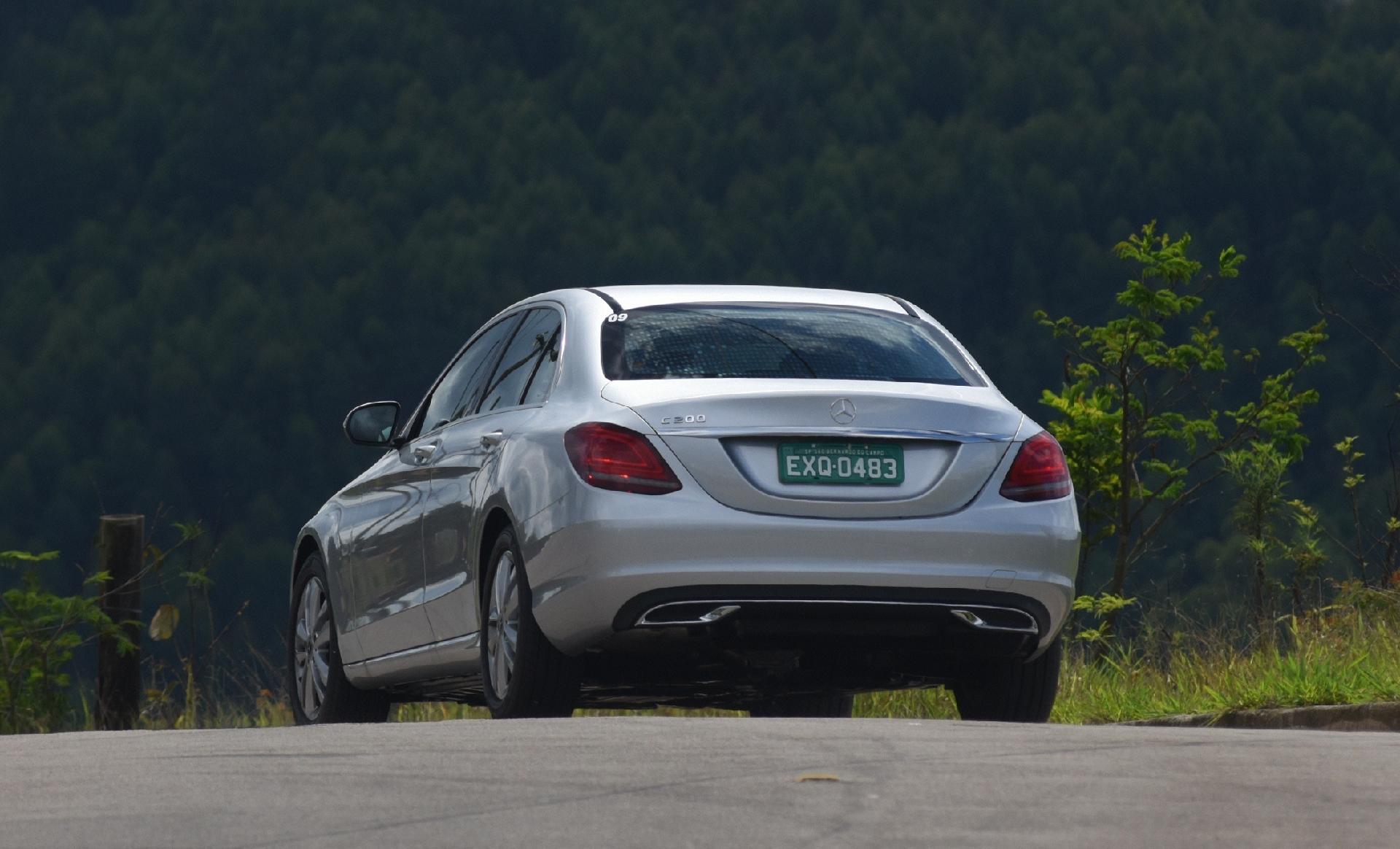 Mercedes-Benz Classe C 2019 custa R$ 187.900 e estreia no Salão