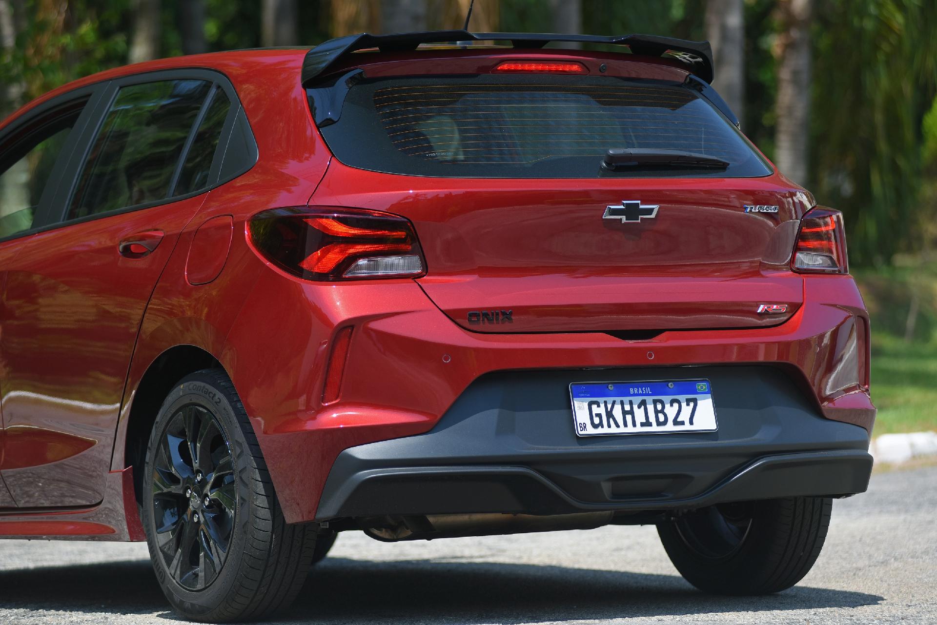 Chevrolet Onix RS: avaliamos a nova versão da linha 2021 do líder de vendas