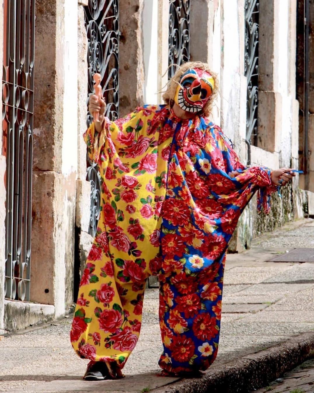 Carnaval: Cabeçudos, Urso, Fofão e mais personagens da folia no Brasil