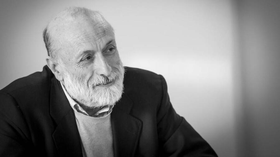 Morre Carlo Petrini, fundador do movimento Slow Food, aos 76 anos