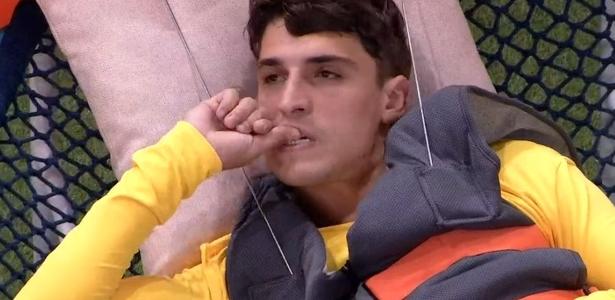 Eliminado do BBB, Prior não se conforma com a queda do Corinthians na ...