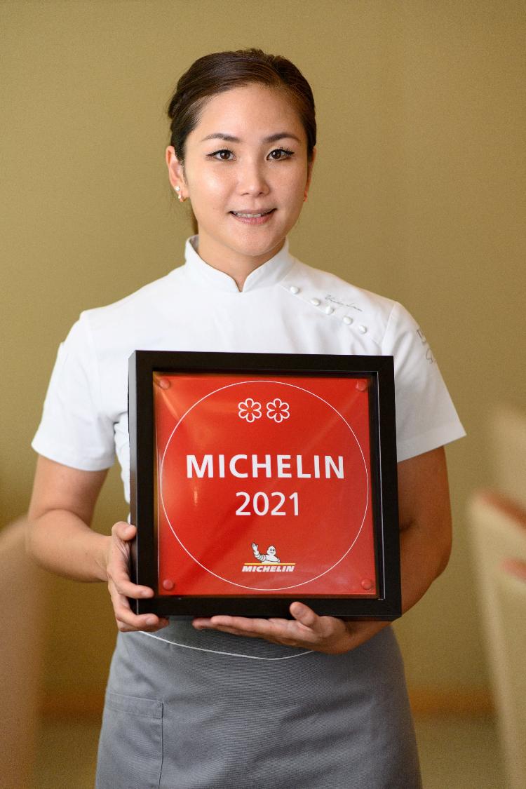 O fenômeno Vicky Lau, única chef mulher na Ásia com duas estrelas ...