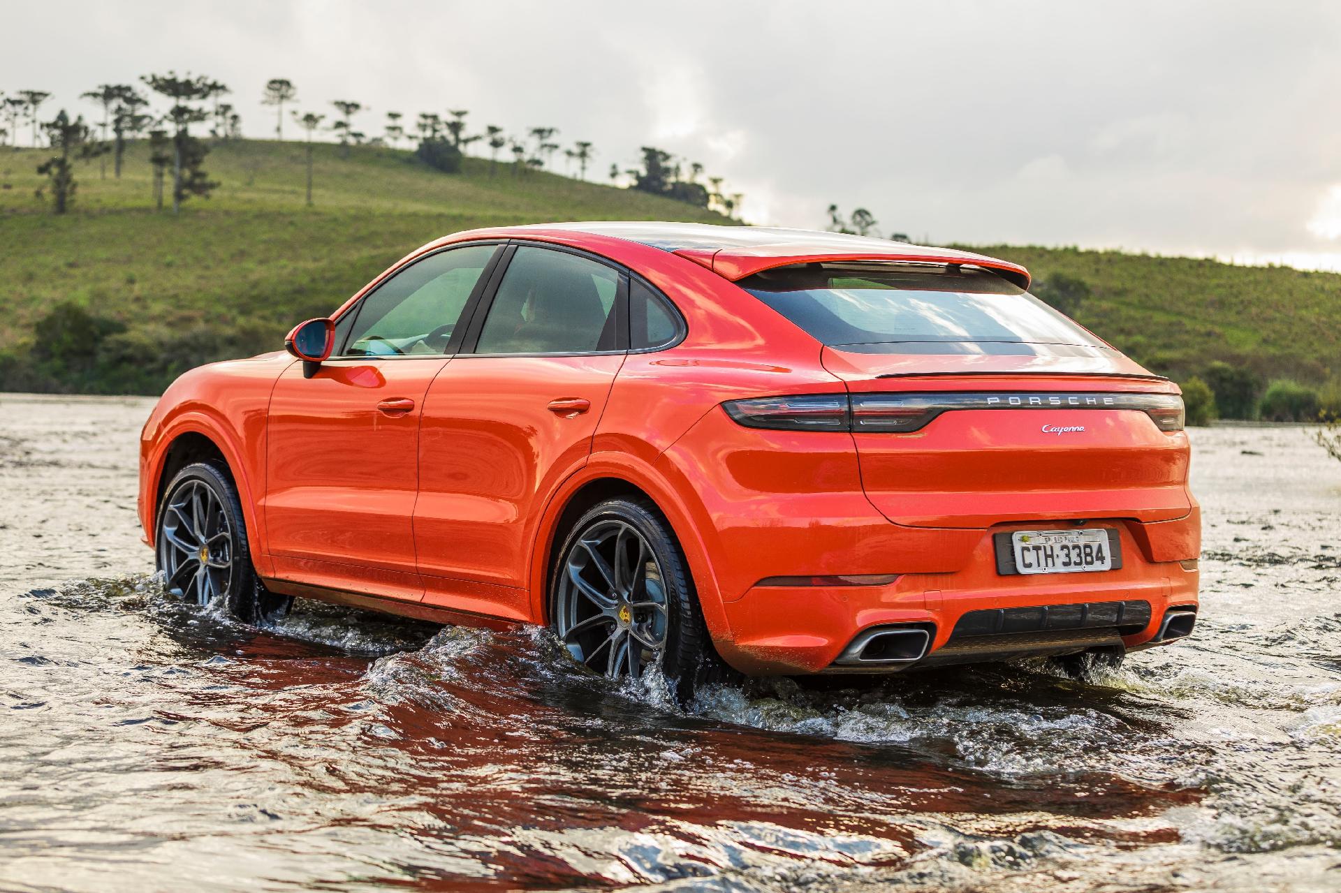 Fotos: Porsche Cayenne Coupe: conheça o carro que chegou ao Brasil - 28 ...