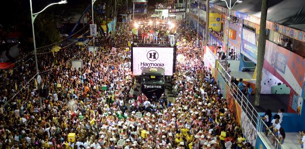 Anitta, Cláudia Leitte: veja quem brilhou do 2º dia da folia em ...