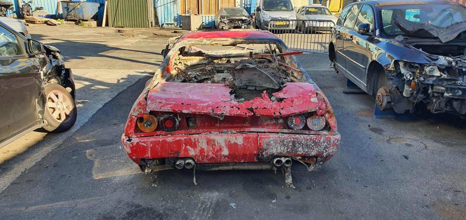 Ferrari perdida por 26 anos é retirada de rio e e pode ser exposta em ...