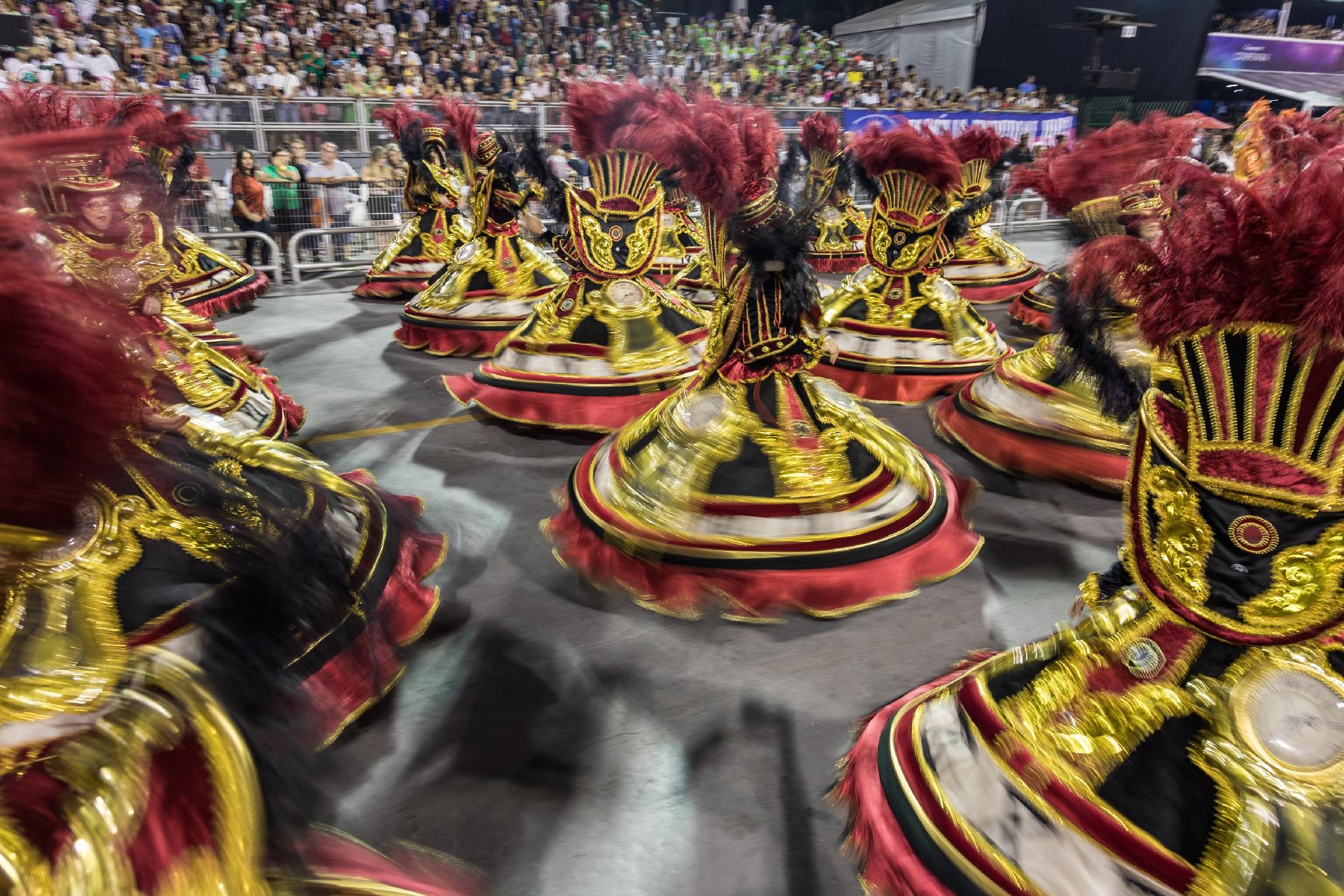 Veja fotos da Dragões da Real no Desfile das Campeãs de SP - São Paulo ...