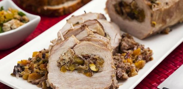 Lombo recheado com farofa de pão: Receita, Como Fazer e Ingredientes