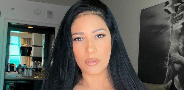 Simaria posta com biquíni para lá de revelador para curtir calor - 12 ...