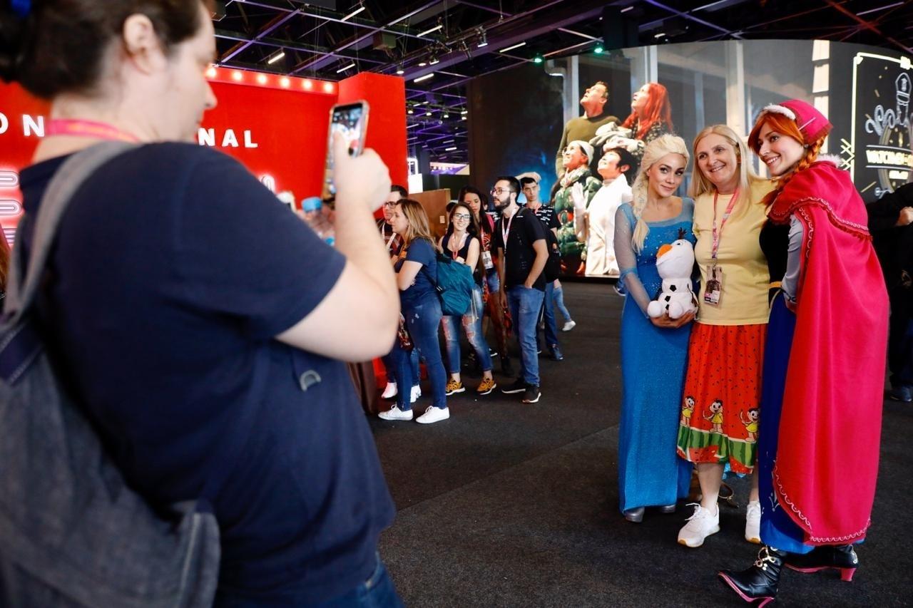 CCXP 2019: Cosplayers promovem 'Monicaço' com a presença da Mônica ...