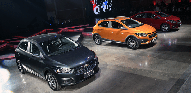 Fotos: Chevrolet Onix e Prisma ganham cara nova - 26/07/2016 - UOL Carros