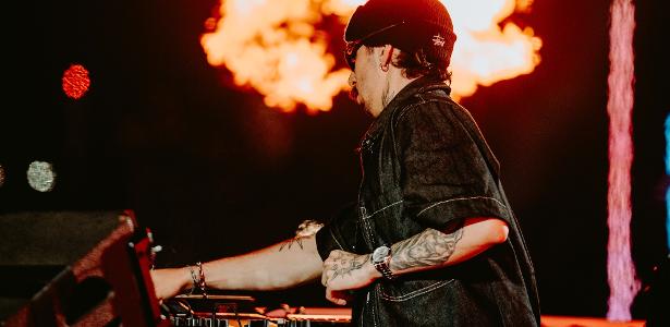 DJ Mochakk mostra por que é chamado de 'Brazilian sensation'