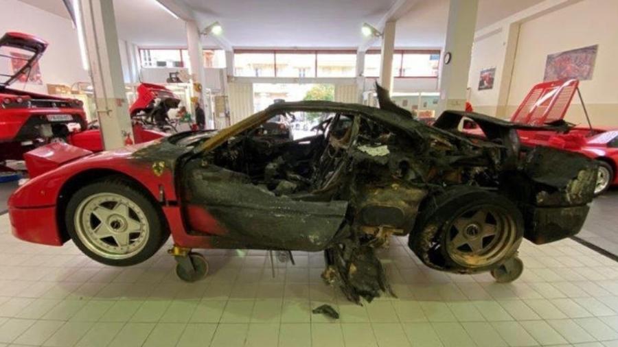 Ferrari F40 flagrada pegando fogo passará por reparos; veja o que ...