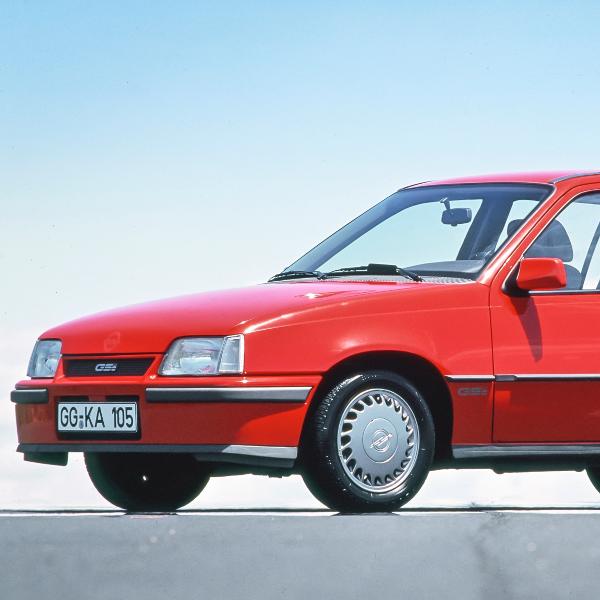 Especial: Kadett trouxe estilo e requinte pouco visto até então e hoje ...