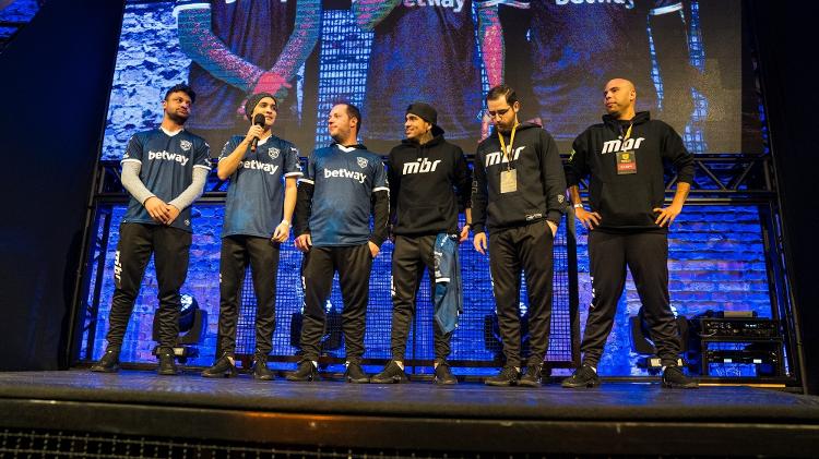 CS:GO: dead, da MiBR, é suspenso por trapaça; entenda e veja ...