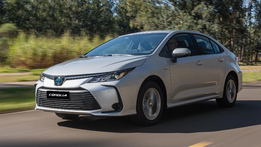 Toyota Corolla ganha versão híbrida mais barata; preço e equipamentos