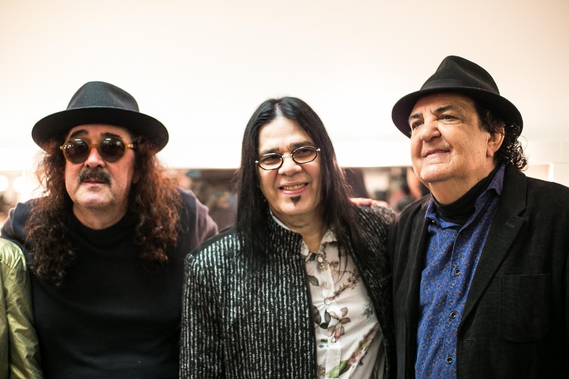 Morre Moraes Moreira, cantor e integrante dos Novos Baianos, aos 72 ...