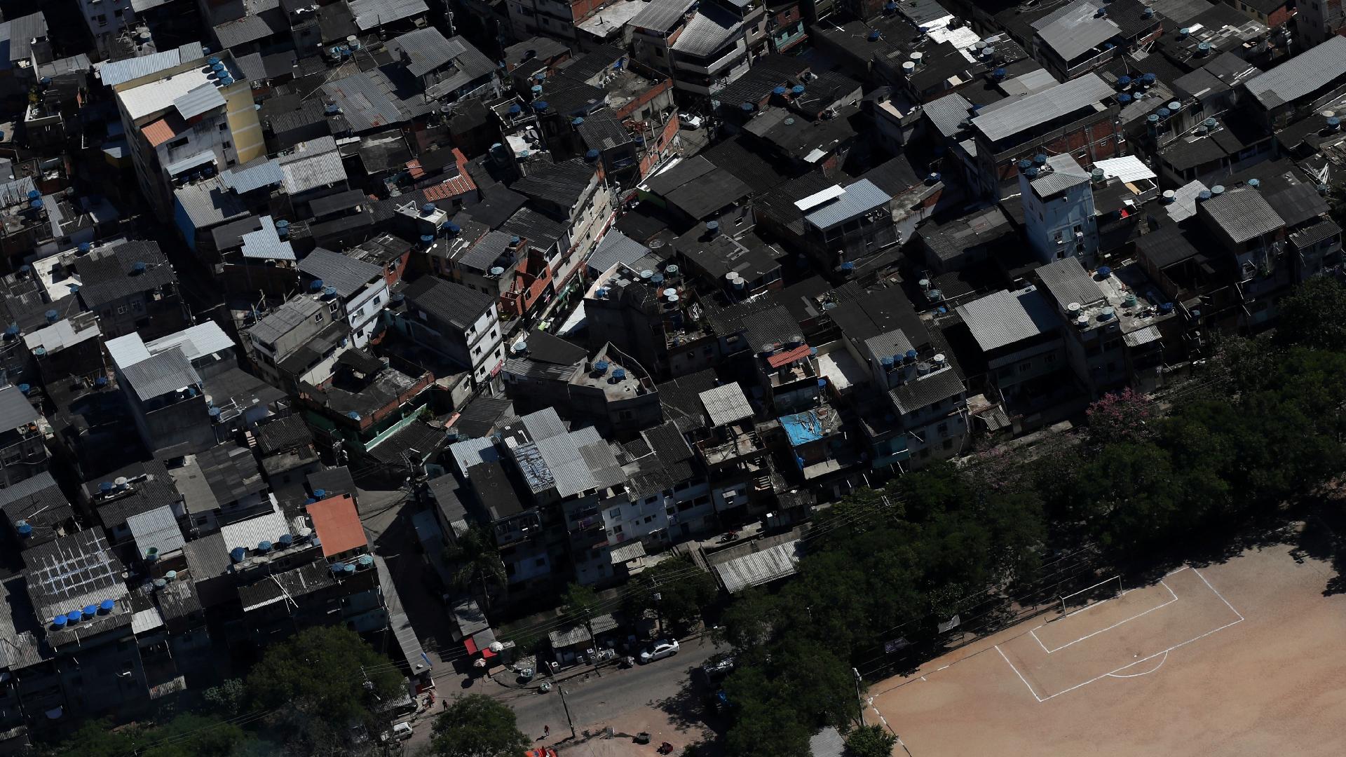 Maiores favelas do Brasil se organizam contra Covid-19: "aqui temos gestão"