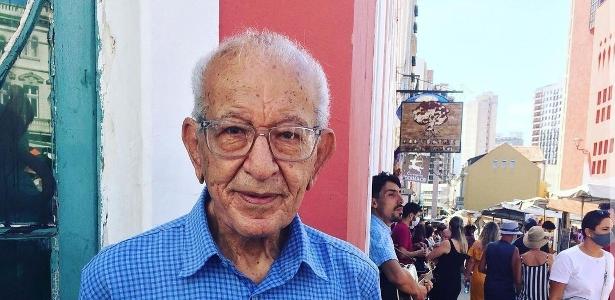 Idoso oferece aulas de inglês gratuitas a quem não pode pagar - 01/05 ...