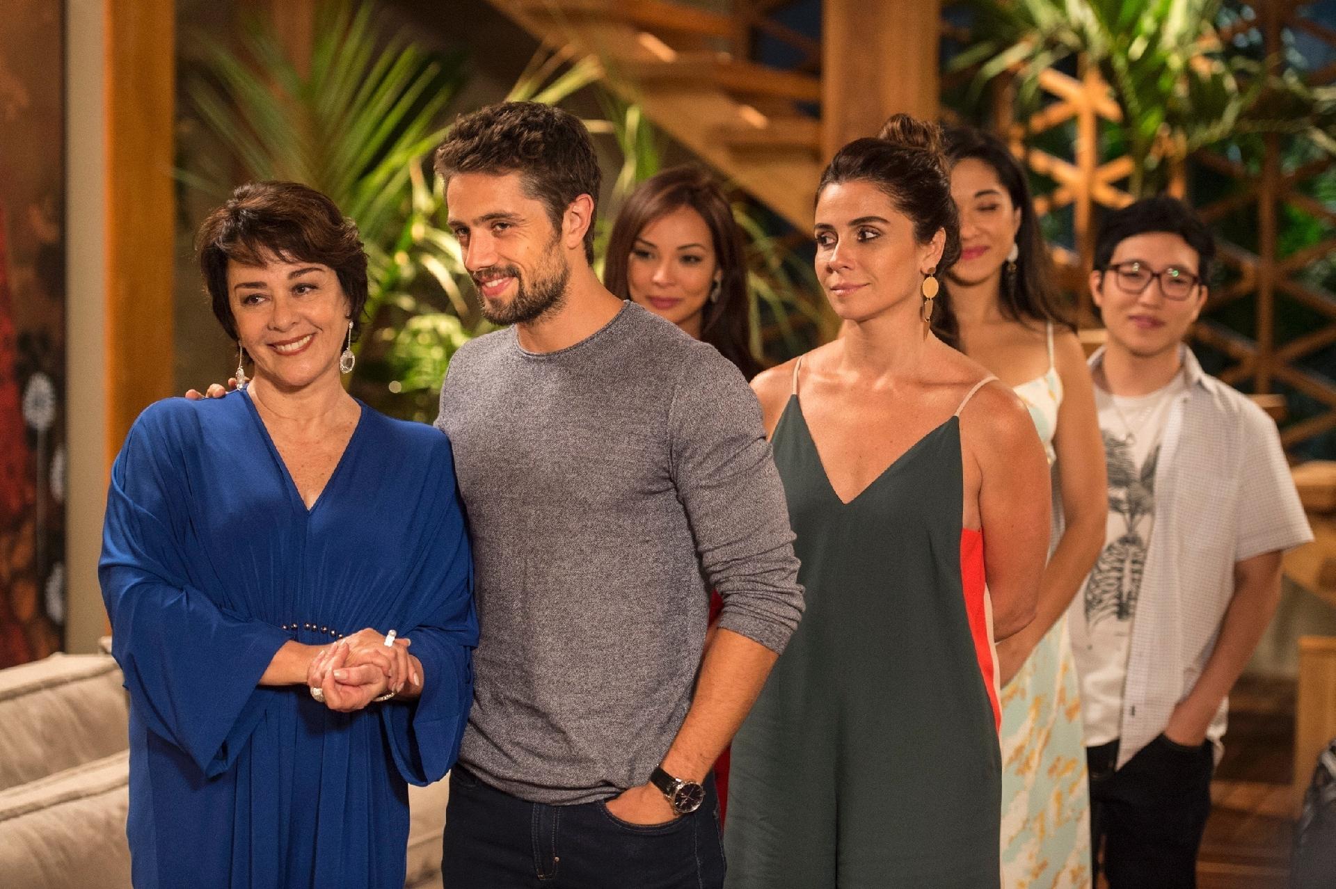 Relembre 25 personagens de Nivea Maria, que está completando 70 anos ...