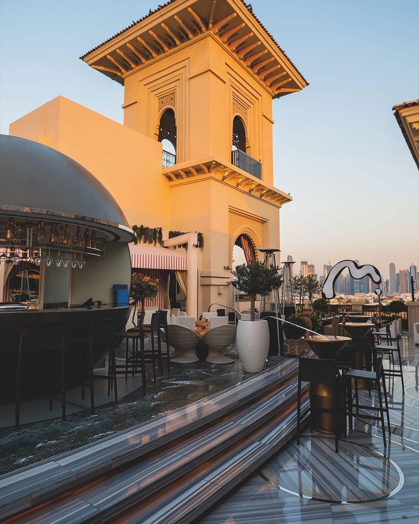 15 dos bares e restaurantes nas alturas mais bonitos do mundo