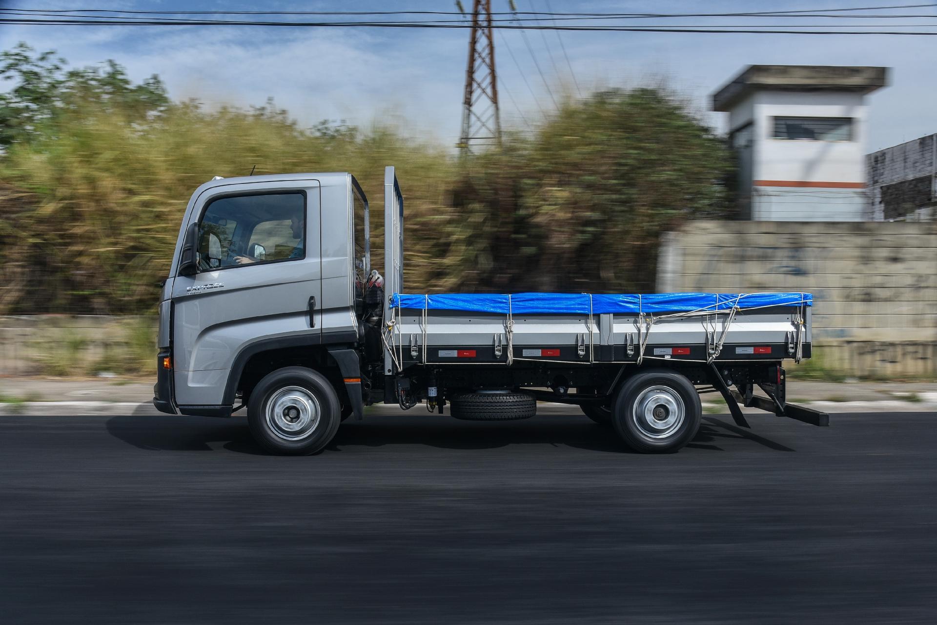 Volkswagen Delivery Express: caminhão que pode ser guiado como um carro?