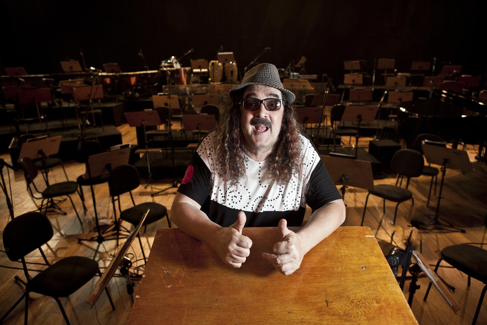 Morre Moraes Moreira, cantor e integrante dos Novos Baianos, aos 72 ...