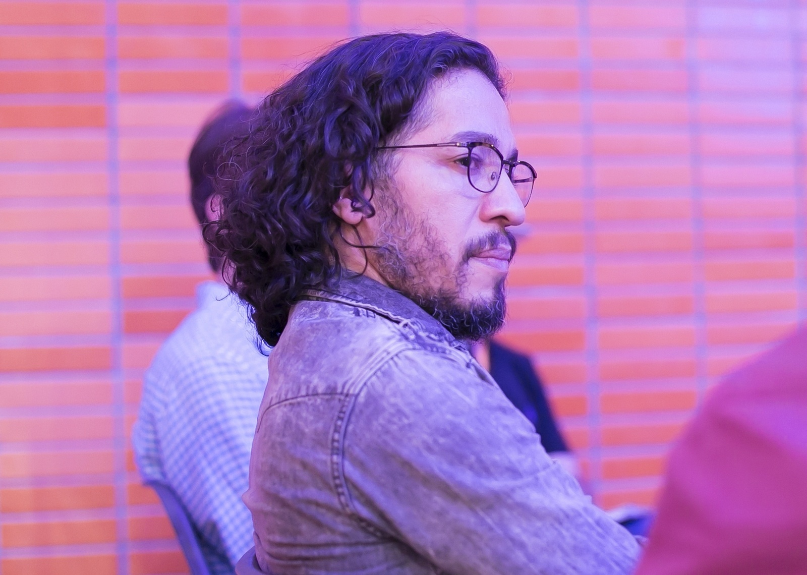 Com Jean Wyllys, "Entre Homens de Bem" mostra bastidores do Congresso ...