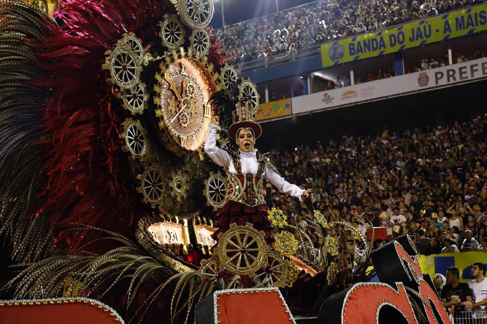 Veja as fotos do desfile da Dragões da Real no Carnaval 2019 - São ...