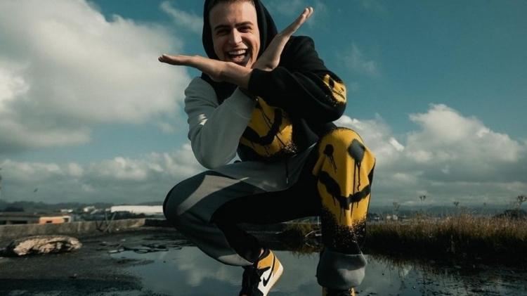 Youtuber Jon Vlogs ganhou Cadillac aos 16 anos