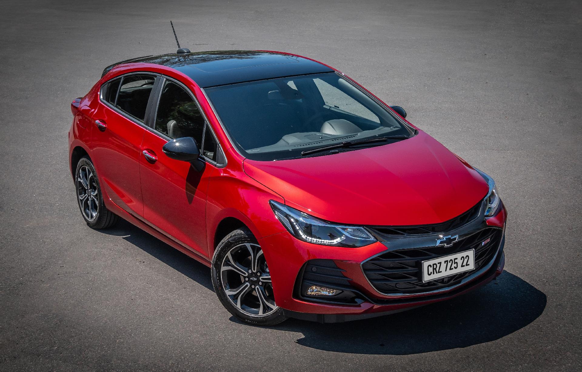 Cruze RS: hatch médio tem bom conjunto e visual, mas idade do projeto ...