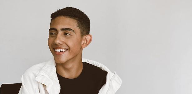 Arthur Singer: família descobriu talento do ator quando ele tinha 7