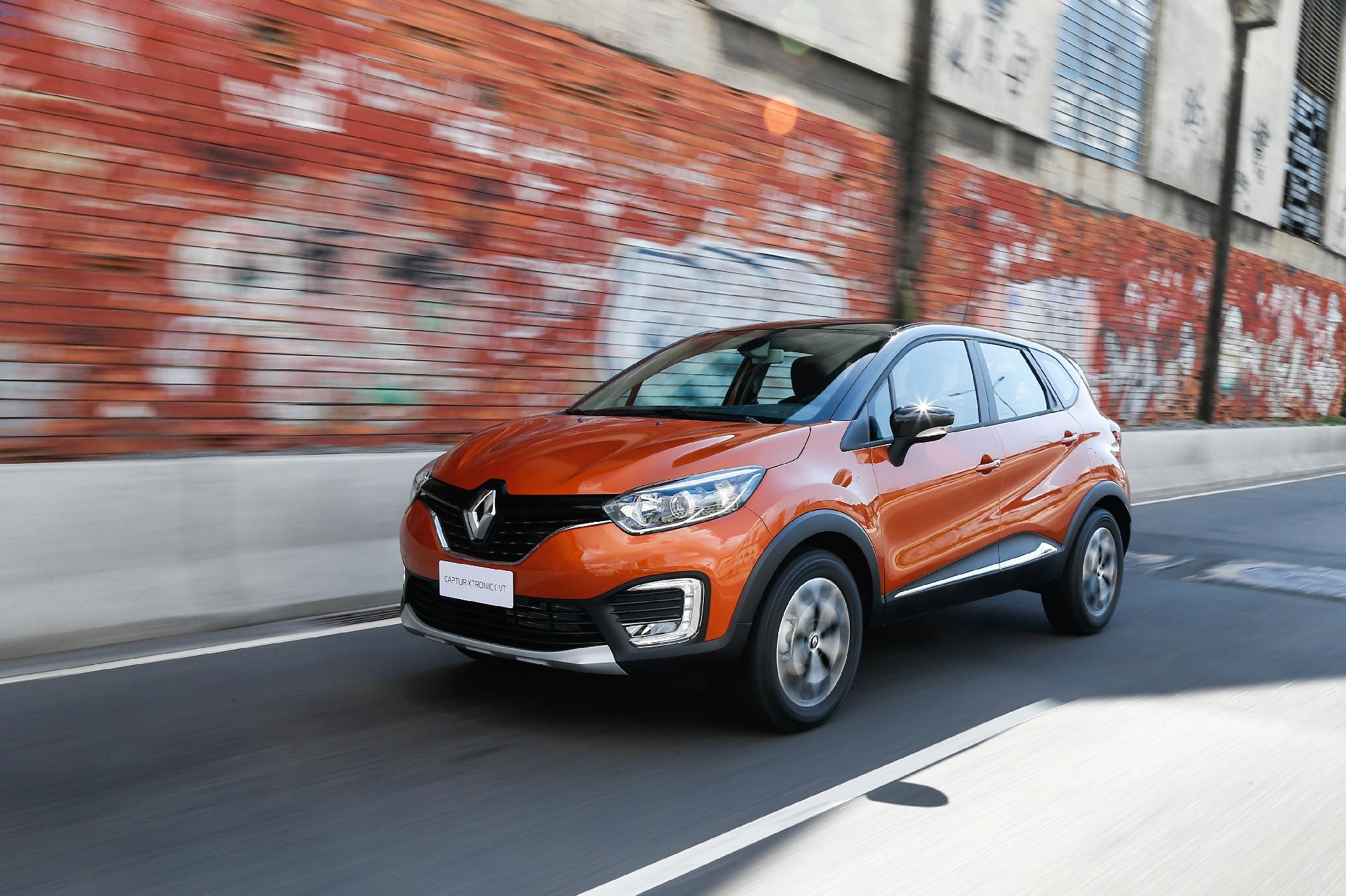 Fotos: Veja como é o Renault Captur com câmbio CVT - 19/06/2017 - UOL ...