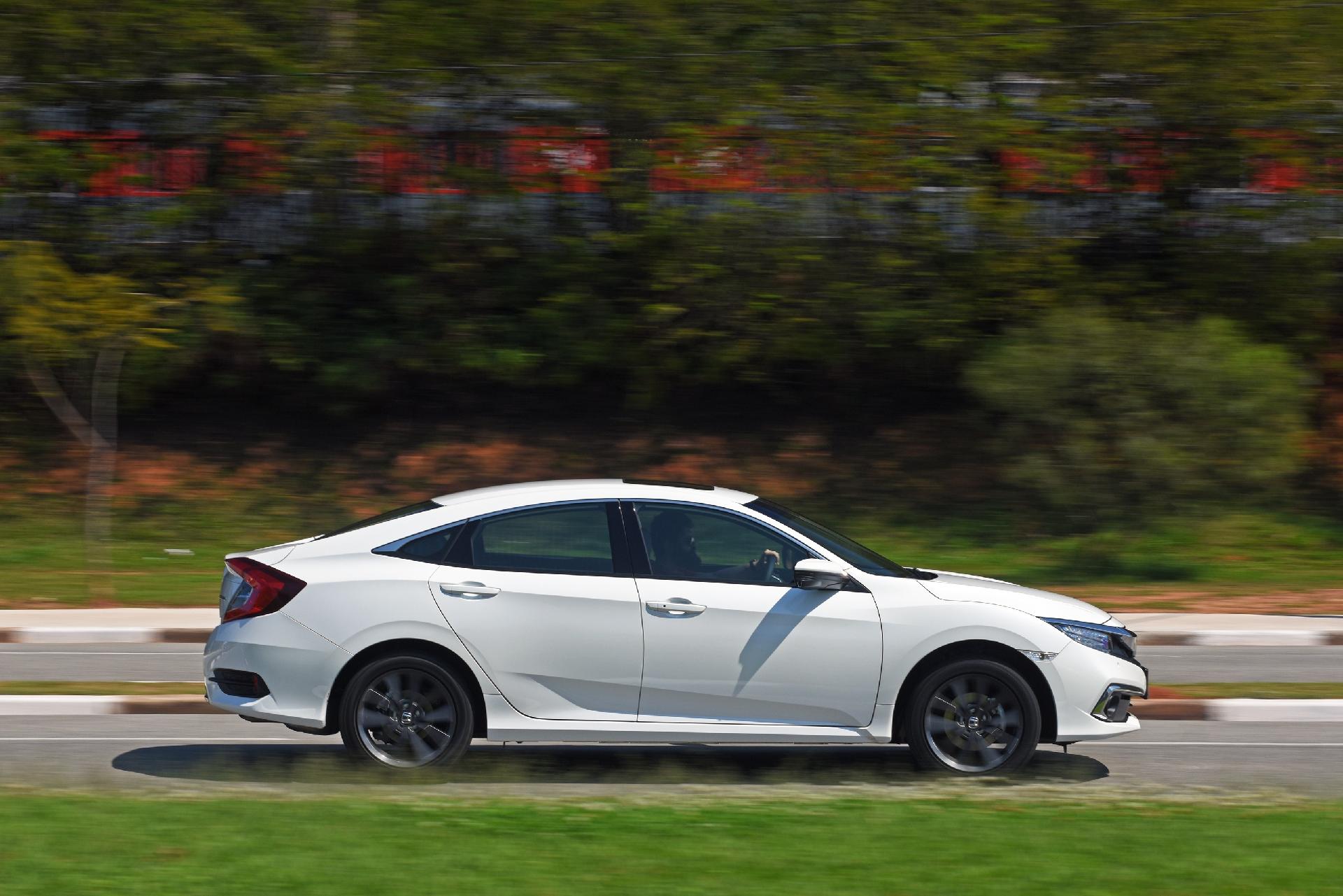 Toyota Corolla x Honda Civic: veja qual é a melhor escolha entre os ...