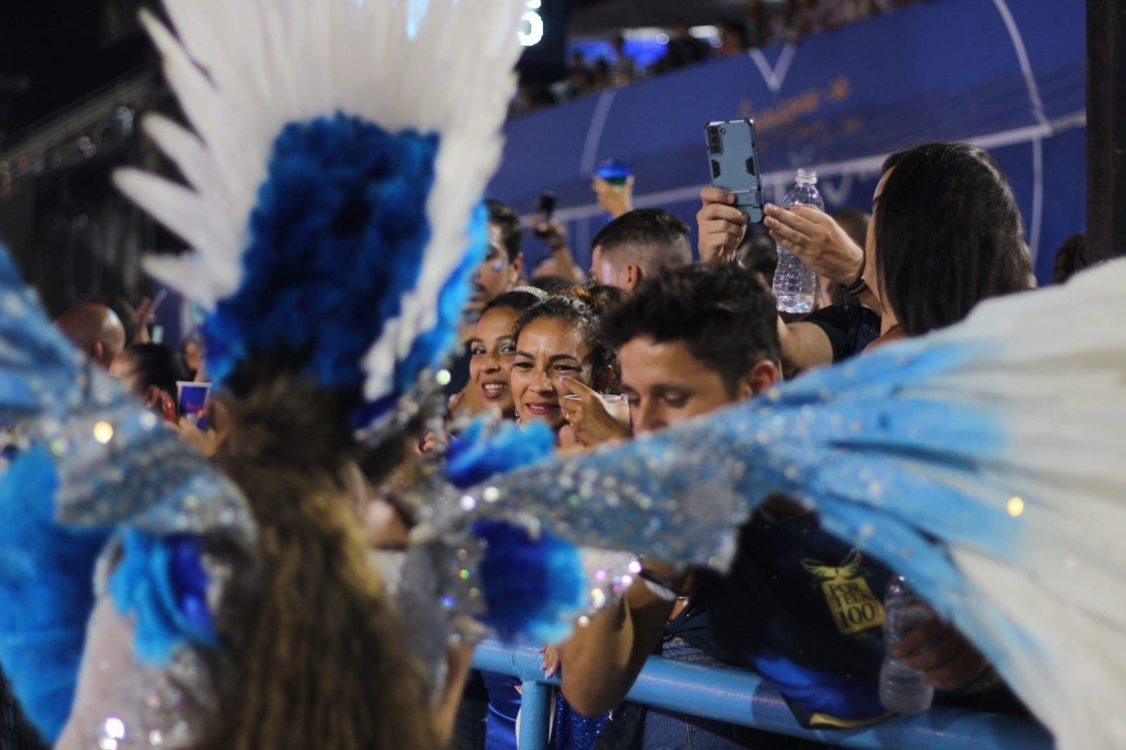 Carnaval 2023 Rio: tudo sobre a fantasia da Mulher Abacaxi