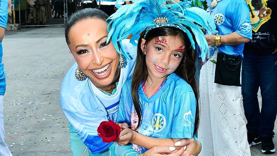 Sabrina Sato: Zoe estreia na Sapucaí ao lado da mãe