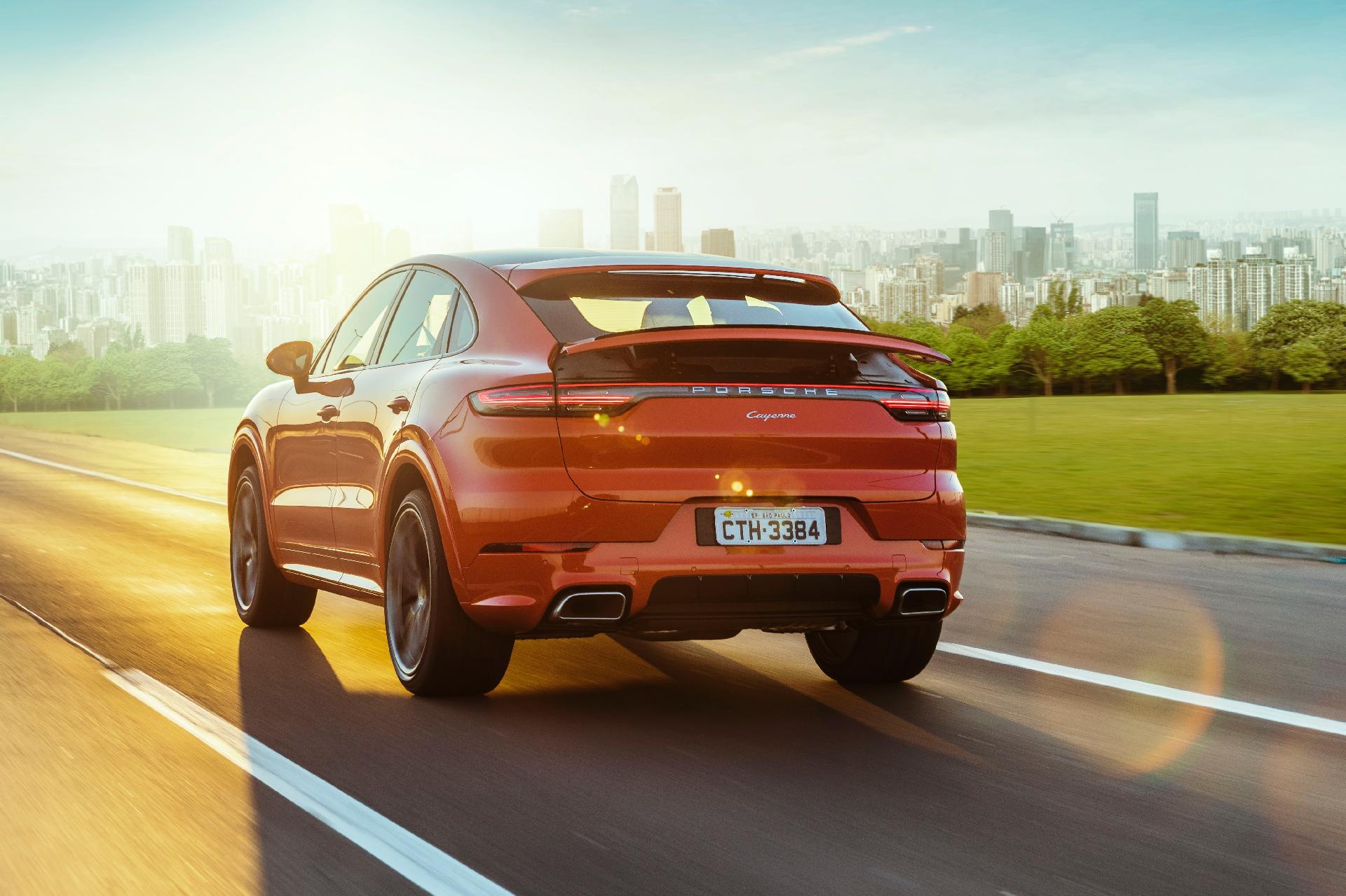 Fotos: Porsche Cayenne Coupe: conheça o carro que chegou ao Brasil - 28 ...