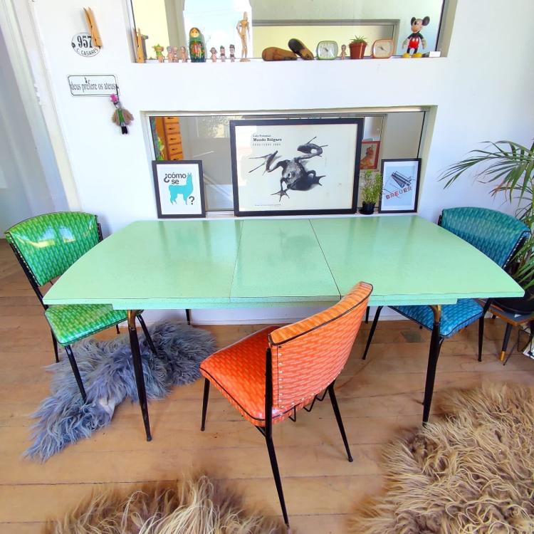 Mesa de fórmica voltaram com tudo na decoração